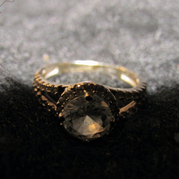 Jewelry | Must Sell 14kt Beautiful White Gold Ring | Poshmark